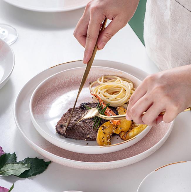 Gradient ceramic dinnerware set