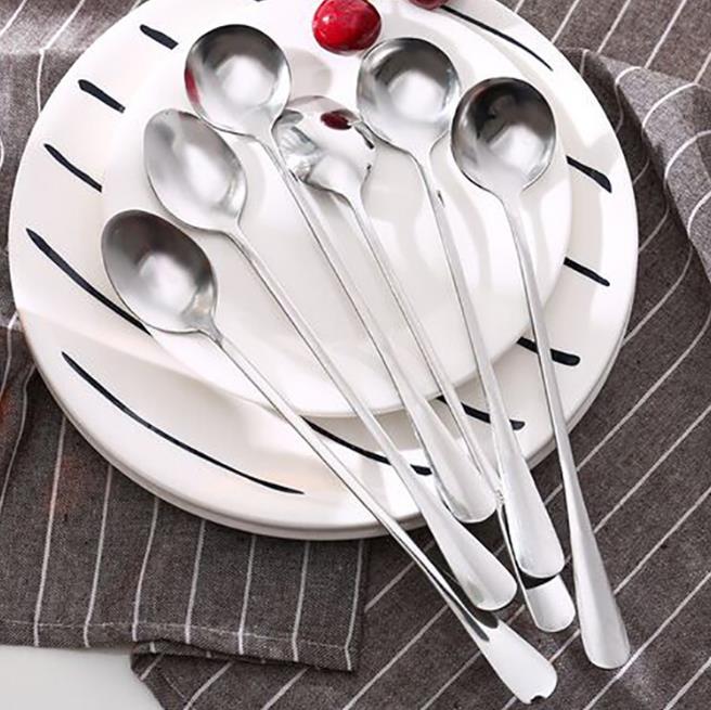 Round handle and pointed spoon | Dinnerware Suppliers